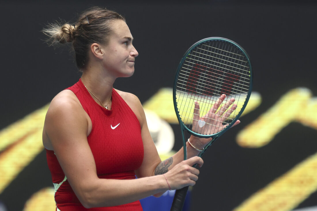 Defending champion Sabalenka reaches 4th round at Australian Open. Coco Gauff also advances ...